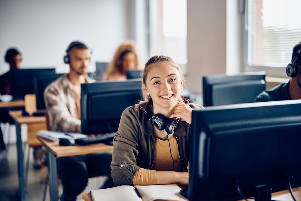 Choosing Between Headphones and Earbuds for Schools: 5 Factors to Cons ...